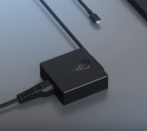 ROG 100W USB-C Adapter | Gigahertz